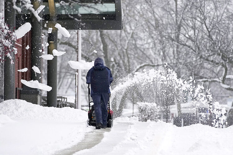 Massive winter storm pummels much of northern US | News, Sports, Jobs ...